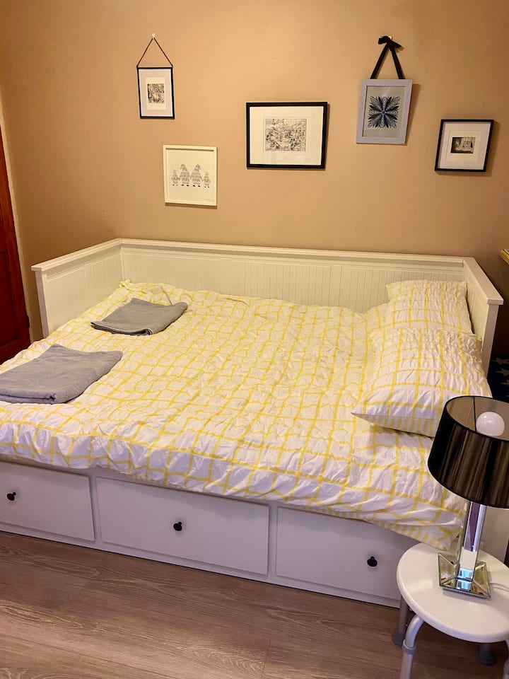 Double Bedroom In Cheltenham W/en Suite & Parking - Cheltenham