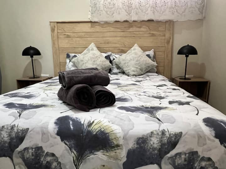 Cosy 1 Bed Apartment - Unit 8 - Centurion