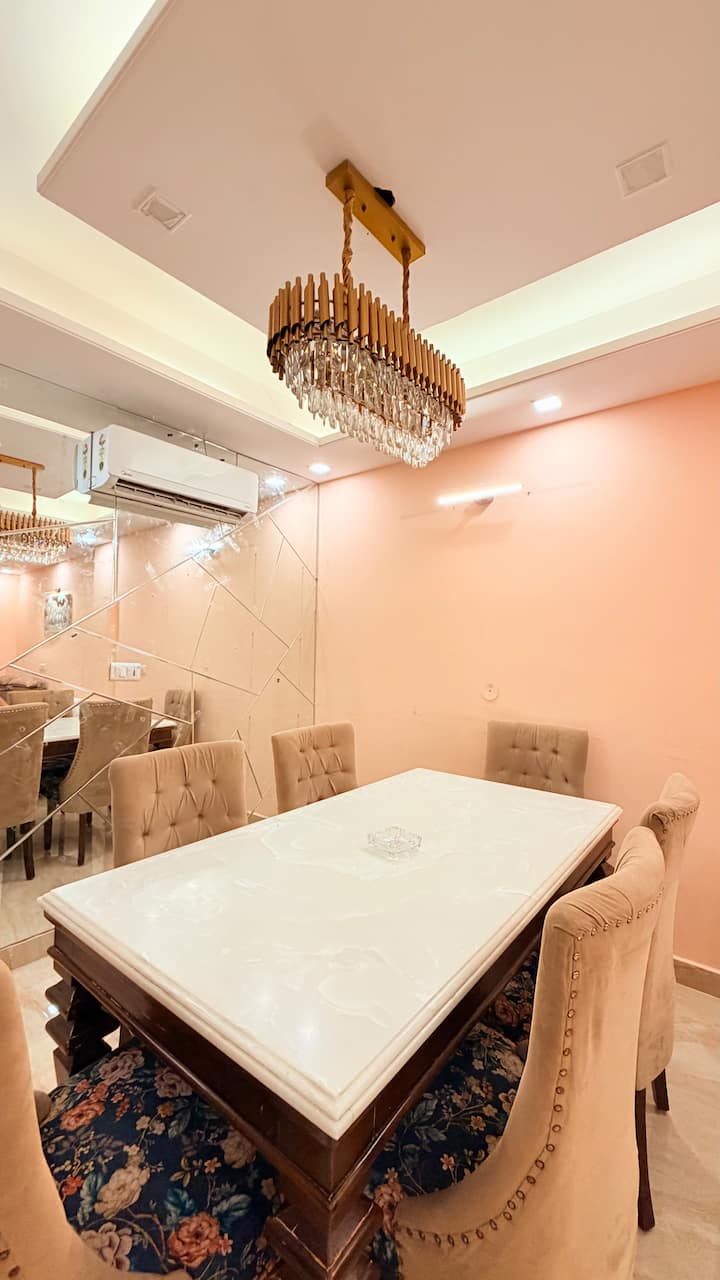 The Gathering Home / Near Yashobhumi And Airport - Delhi, India