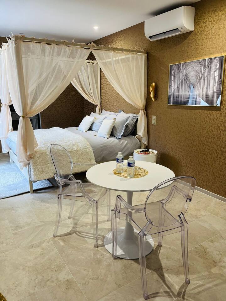 Chambre D'hôtes "Baroque" Avec Spa Privatif - Loiret