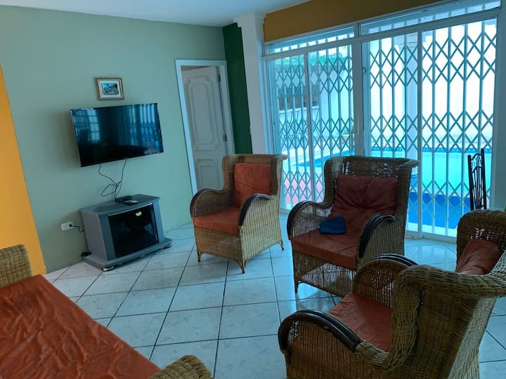 Casa Vacacional En La Playa - Atacames