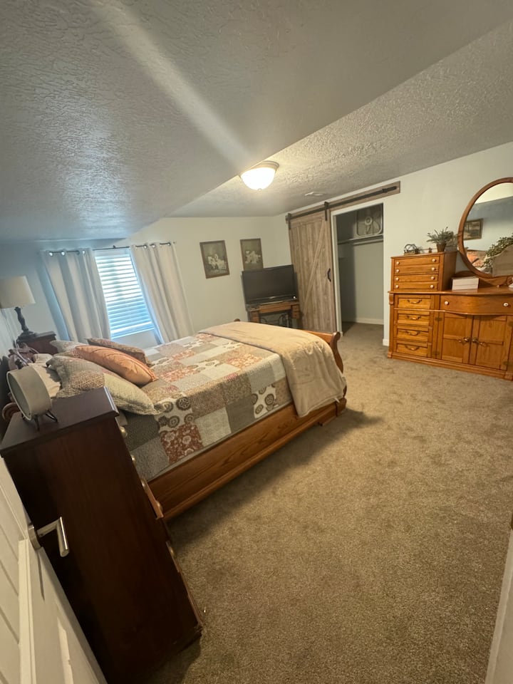 Single Room In Private Basement- Near Lagoon - Layton, UT