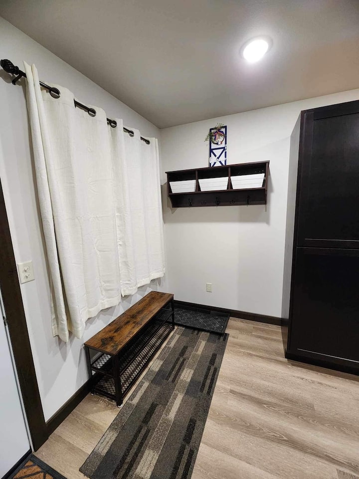 30 Day Stays Cozy, Deadend - Eau Claire, WI