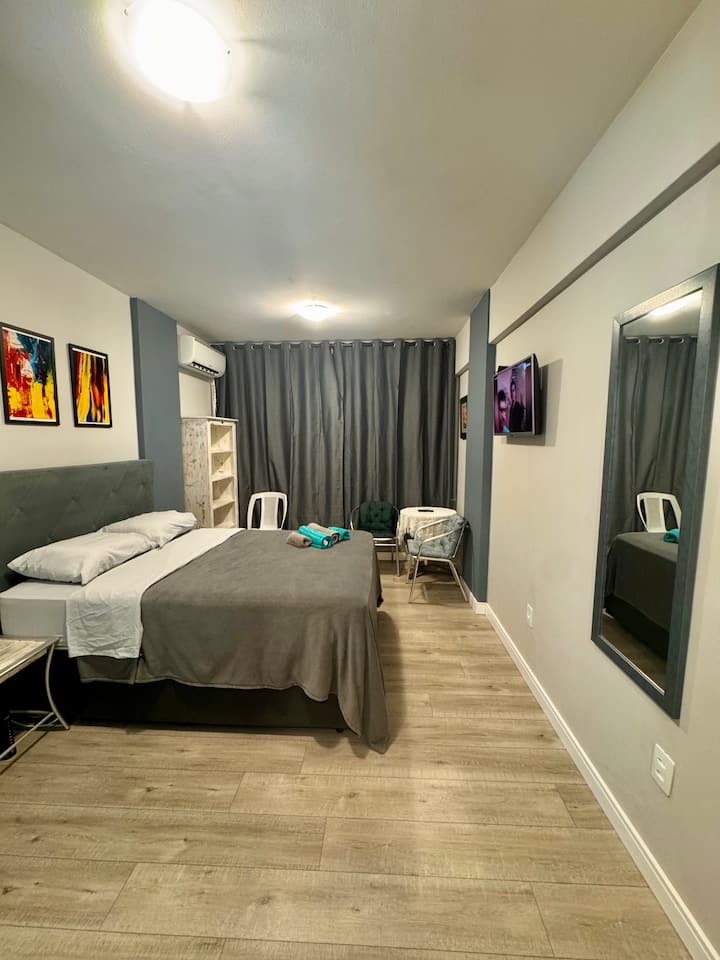 Studio Centro A 500m Do Mar. Conforto E Ar Split - Balneário Camboriú