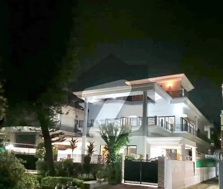 Alpine Exquisite Villa - Islamabad