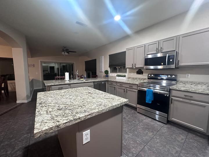 Spring Training! Stay In Peoria, Close To Stadiums - Phoenix