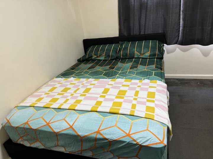 Comfy Room In A House With Split A/c - Shepparton