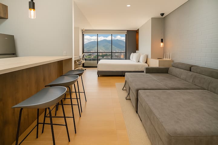 Apartamento Con Gran Vista Y Gran Ubicación - Sabaneta
