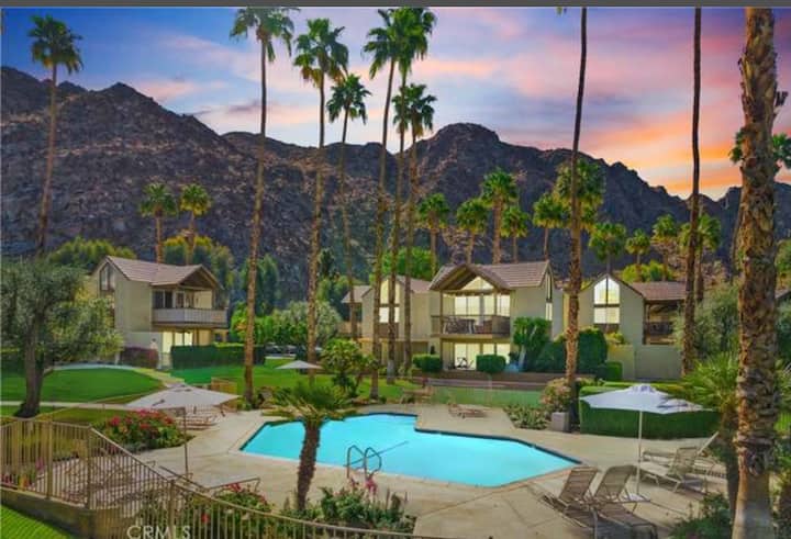 Indian Wells Mtn Cove Kitchen, Lr,patio, Fire Pit - Indian Wells, CA
