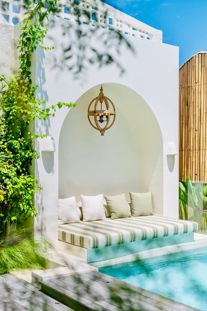 New Villa Oasis Next To Seminyak And Canggu - Seminyak