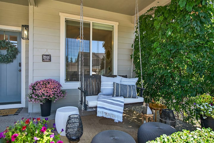 Cozy Wine Country Retreat Near Downtown Newberg - Newberg, OR