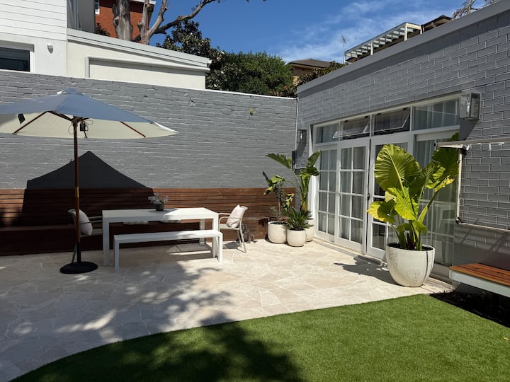 The Small Studio - Bondi Beach