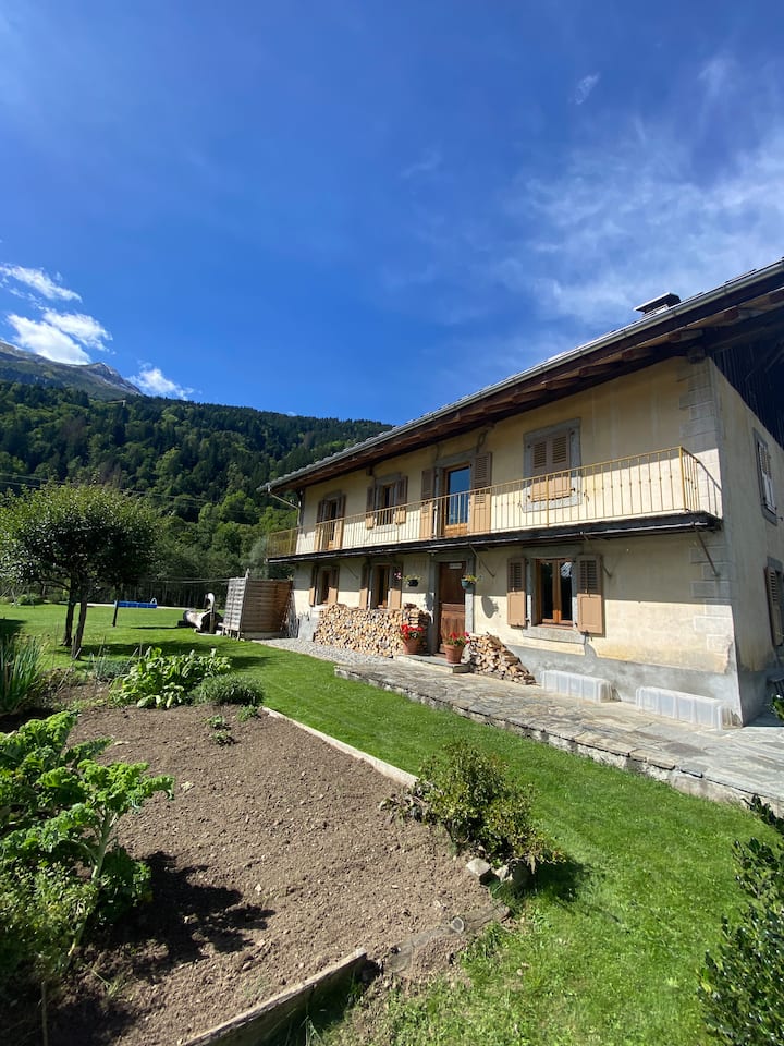Spacious New Apartment For 8 - Les Contamines-Montjoie