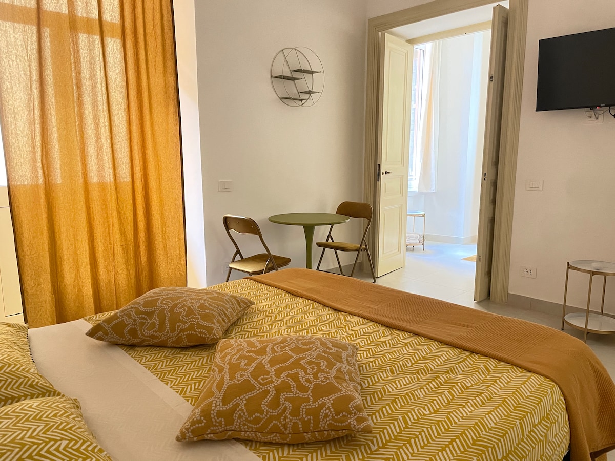 B&B RCH Roman Central House Matrimoniale - Bed and breakfasts for Rent ...