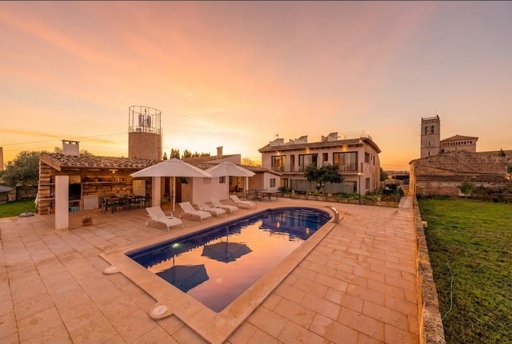 Luxe Mansion | Best Sunset View | Pool | Bbq | Gym - Manacor