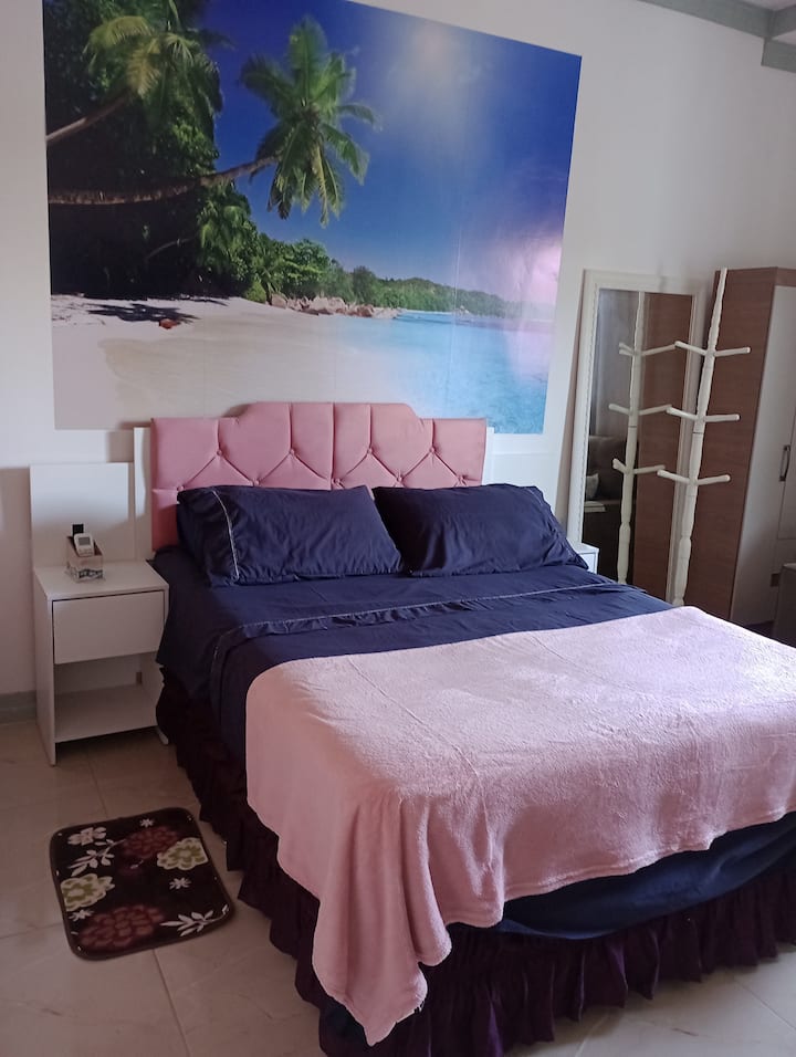 Quarto Aconchegante Com Entrada Individual - Torres