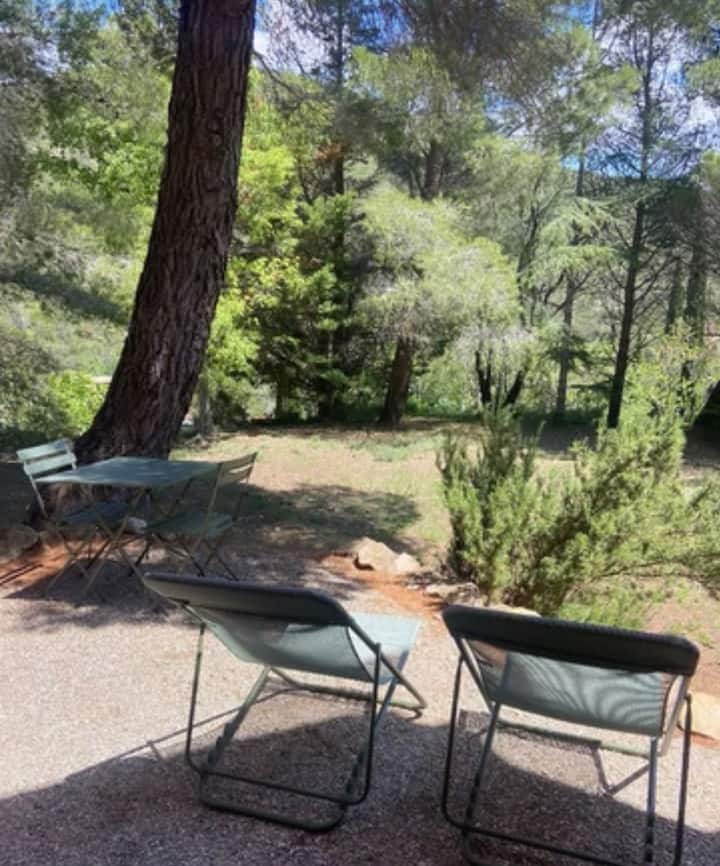 Chambre D’hôtes L’amandière
Chambre Jardin - Cucugnan