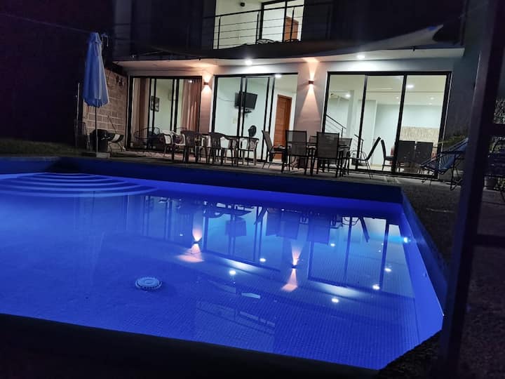 Casa Arantza Vista Lago - Tequesquitengo