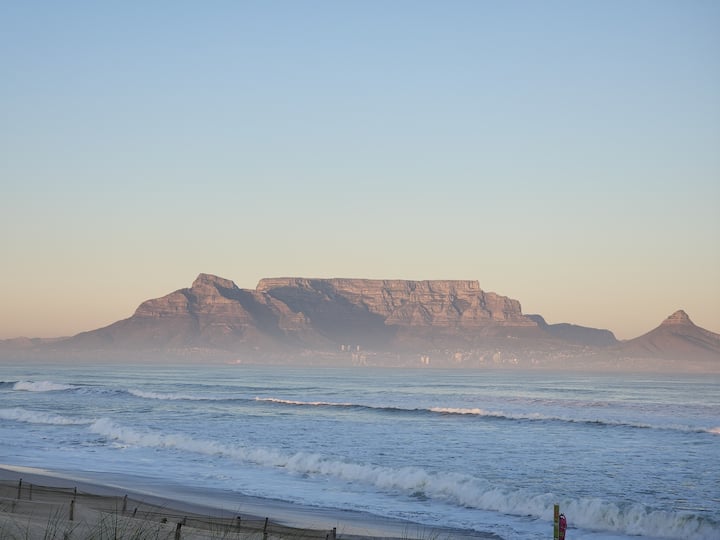 Modern Beachside Escape - Cape Town
