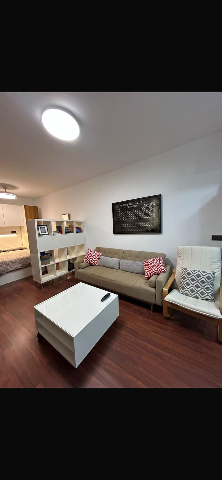 Loft Muy Coqueto, Completamente Amueblado. - Melilla