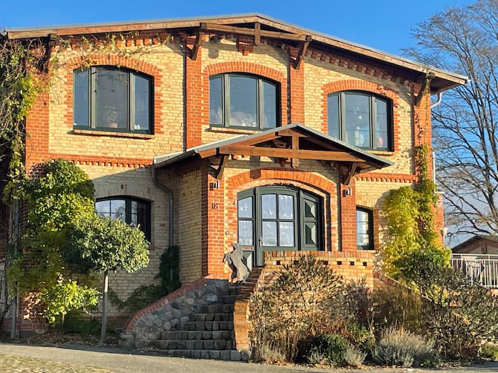 Haus Am See Mit Wintergarten - Sternberg