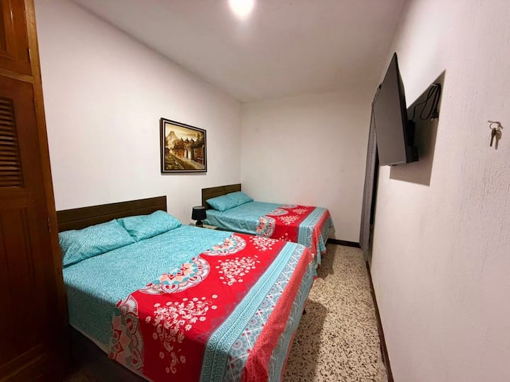 Habitación Cerca De La Basílica - Guatemala