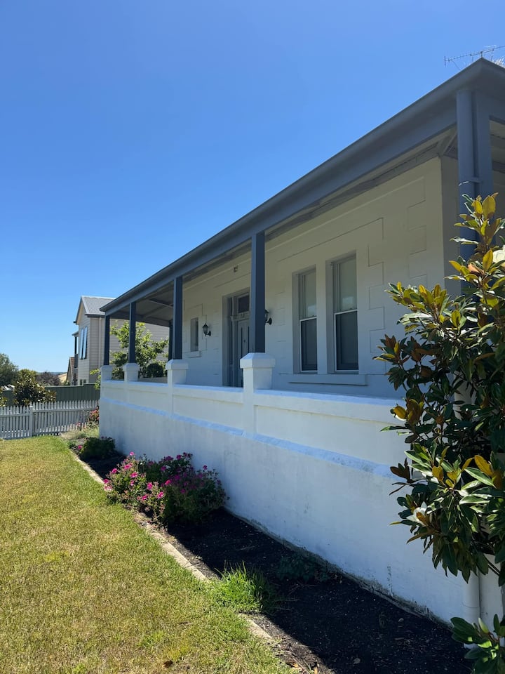 Rangatira-1920's
Local Heritage Character Home. - Mount Gambier
