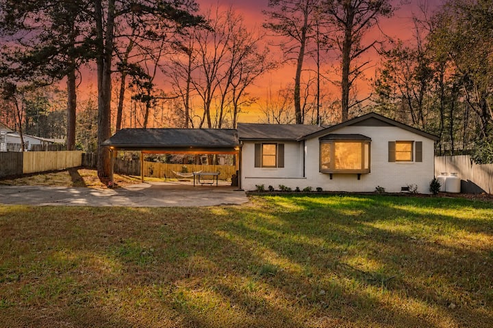 Serenity On The Green: Hosts Up To 10 Guests - Raleigh, NC