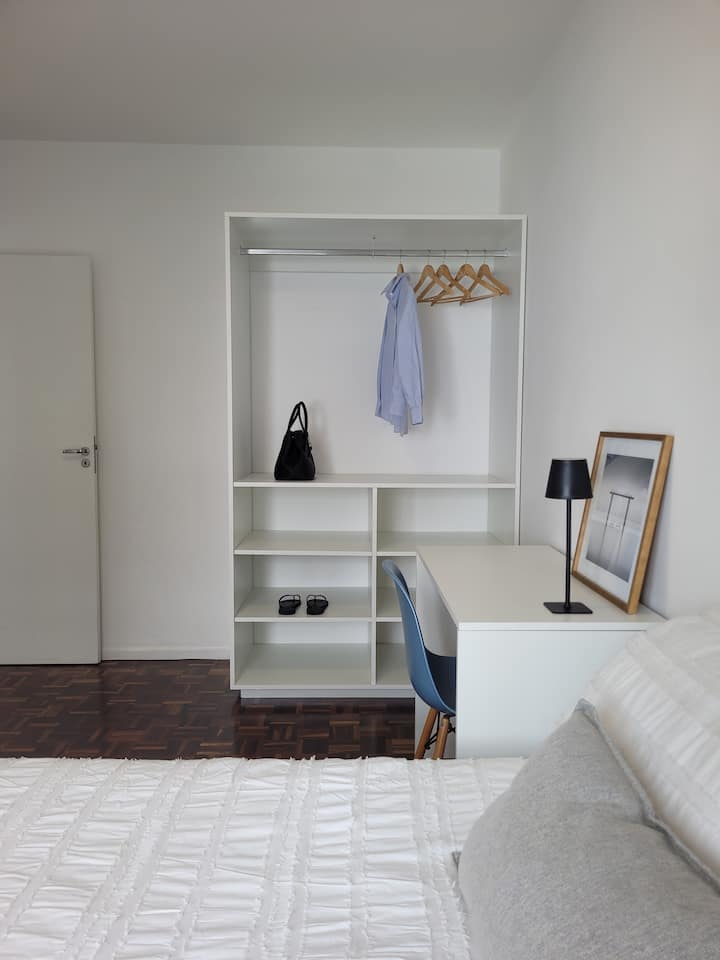 Apartamento C/ óTima Localização - Florianópolis