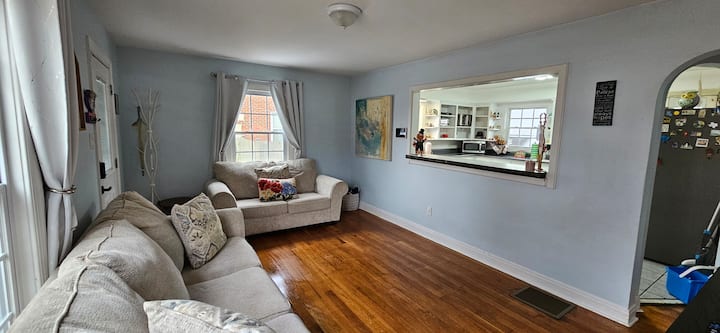 Cozy Home Away From Home! - Louisville, KY