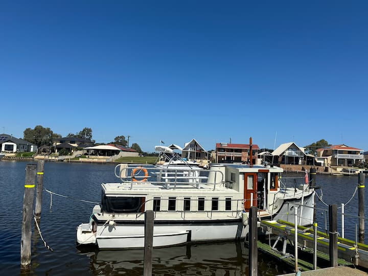 Charming Swan River House Boat - 弗里曼特爾