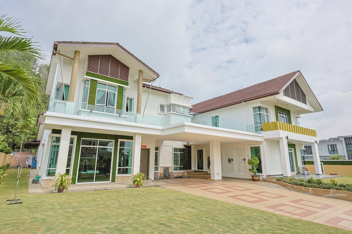 Spacious 15,000 sqft Luxury Villa in Kajang - Houses for Rent in Kajang ...