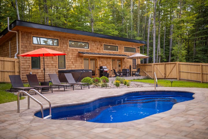 Cabin Retreat Private Pool & Hot Tub Close To Hits - Saugerties, NY