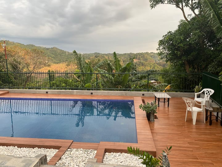 Mountain View Vacation House - Dinalupihan