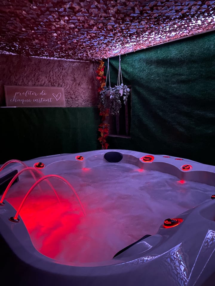 Charme & Jacuzzi Au Coeur Du Village - Bagnols-sur-Cèze