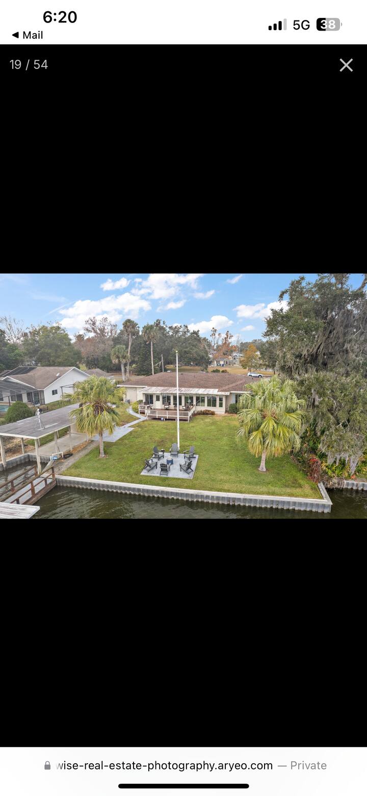 Courtland Waterfront At Tavares - Mount Dora, FL
