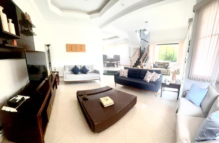 Casa Com Piscina Privativa E Churrasqueira 4 Qtos - Ubatuba