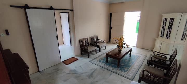 (5br) A Quiet And Private Home - Brunéi