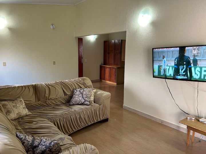 Casa Com 02 Suites E 01 Quarto | Cataratas - Puerto Iguazú