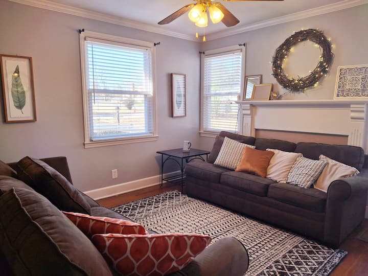 Super Cozy & Private - Longer Stays- Groups - 2tvs - Spartanburg, SC