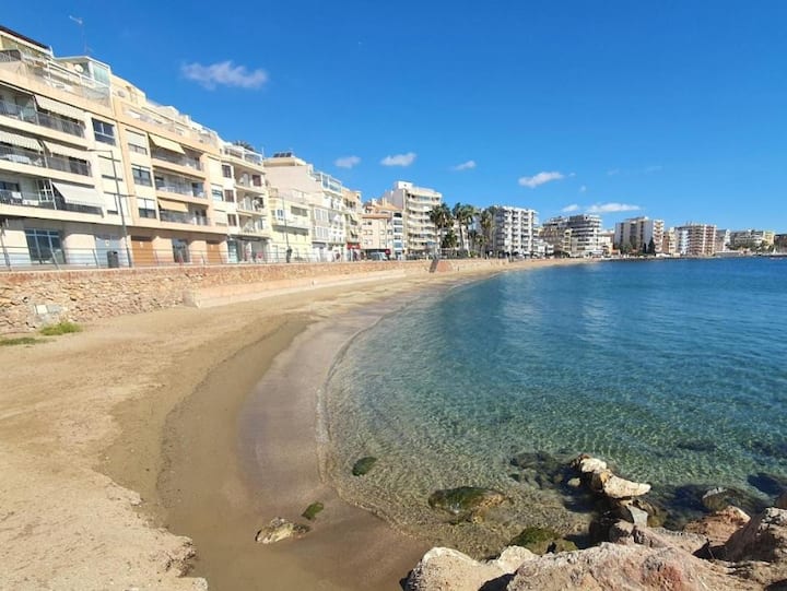 Levante Beach · Central Apartment + Parking - Águilas