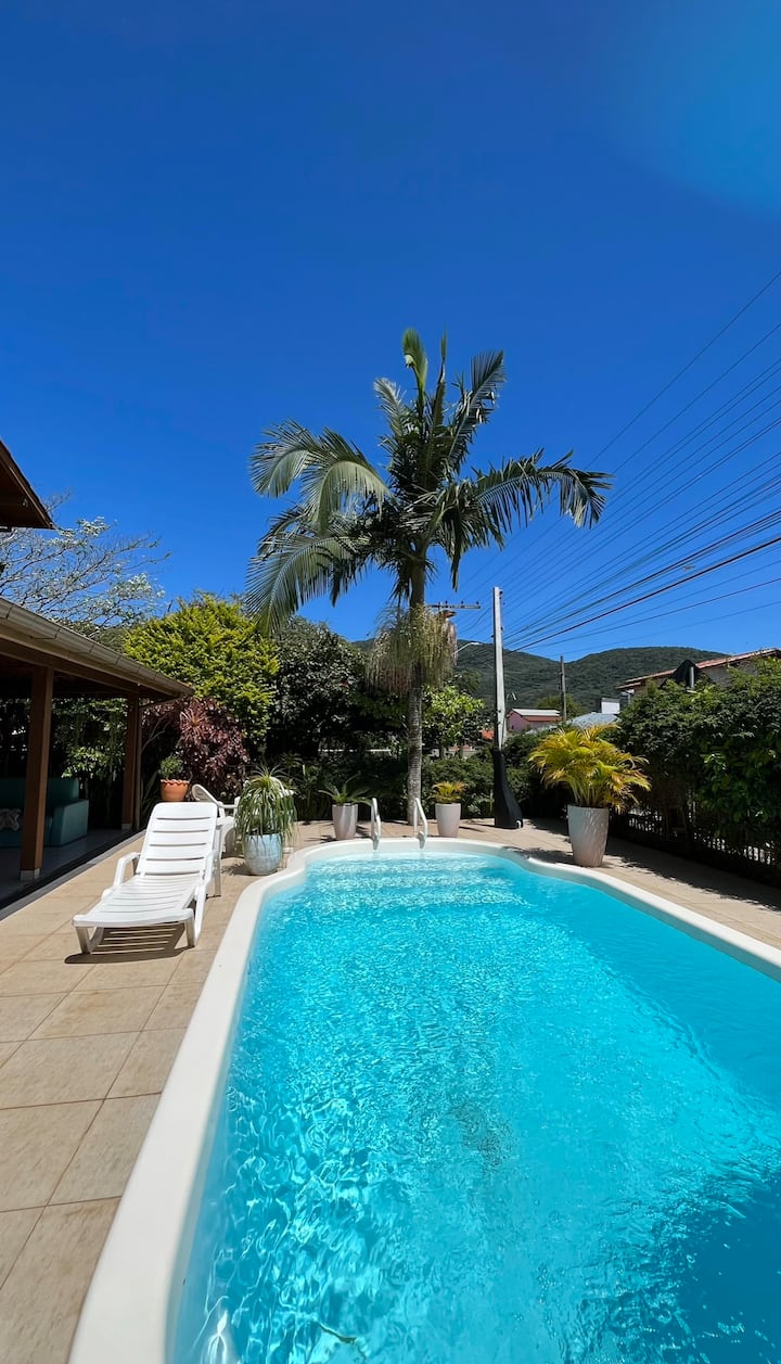 Casa Com Piscina E Quintal - Florianópolis