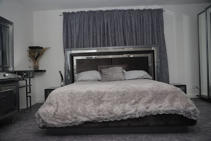 A Mini Flat Stay - Cologne