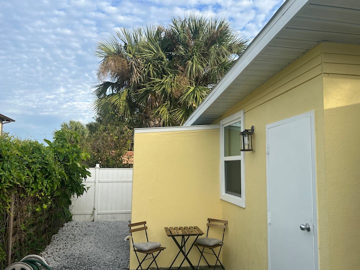 Chichi Mother-in-law, Sweet - Winter Park, FL