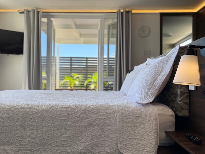 Modern Flat With A View - Kingston
