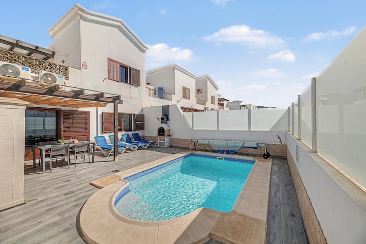 Villa Mariesa - Playa Blanca