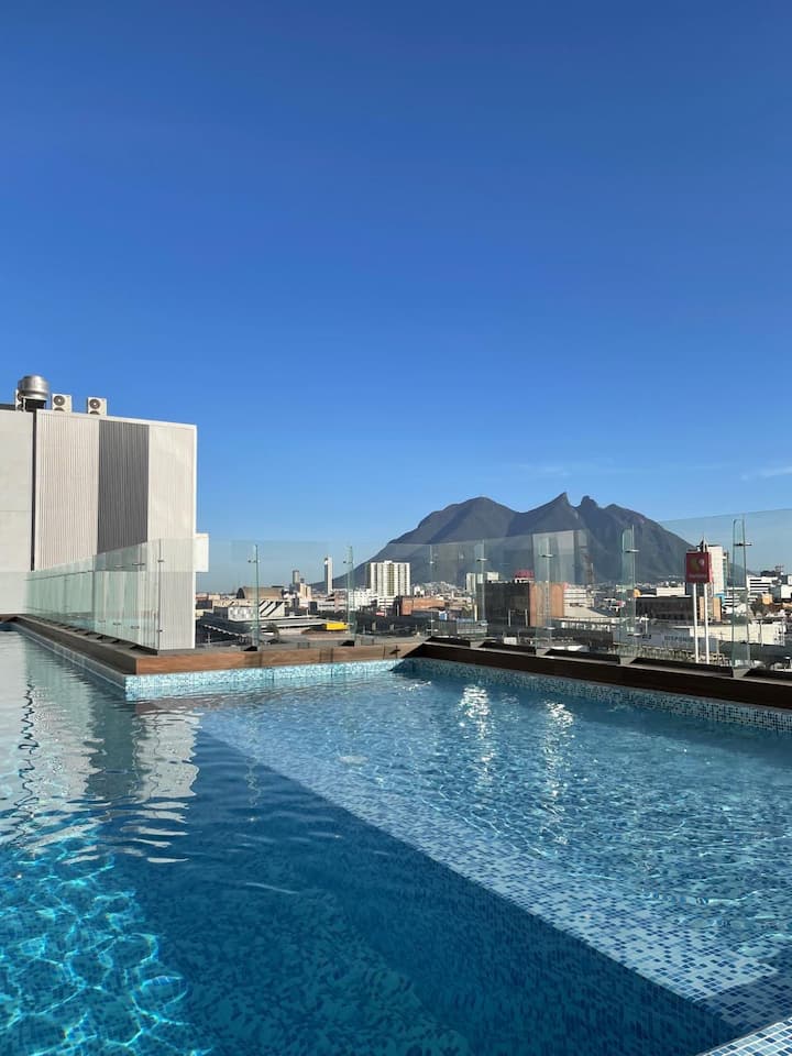 Departamento Con Alberca Y Vista En Monterrey - Monterrey