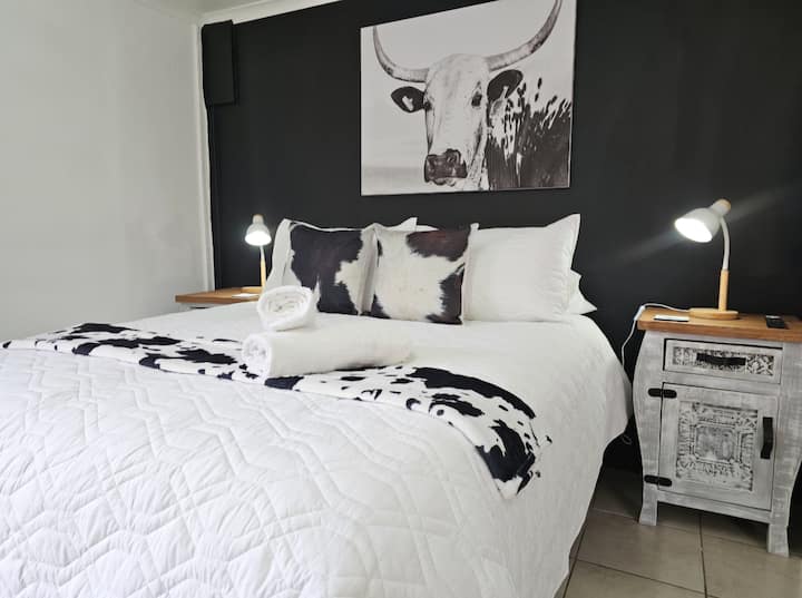 Moo Manor - Kimberley