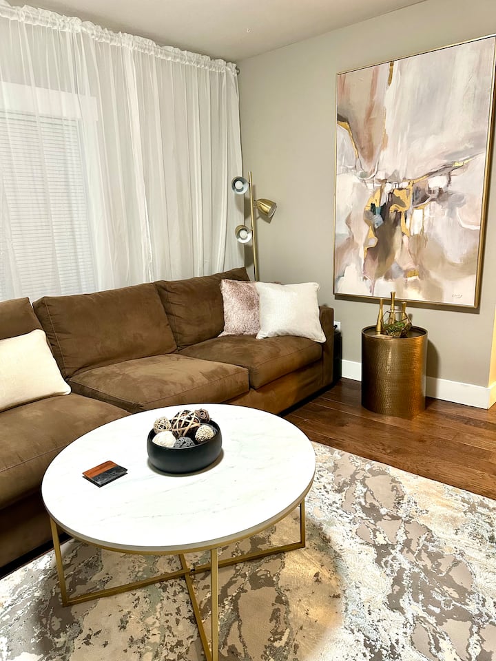 Cozy 1-bed Apartment, Downtown - Vancouver