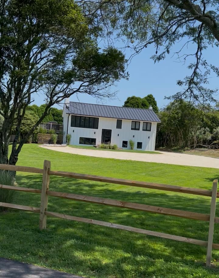 Brand New 4-bedroom House With Pool - Montauk, NY